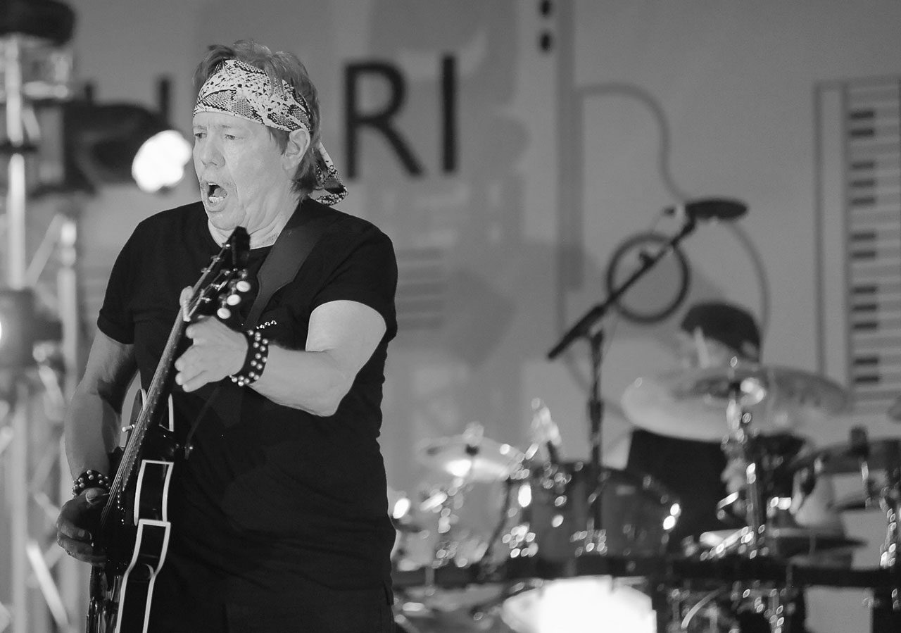 GEORGE THOROGOOD AL CHIARI BLUES FESTIVAL - Il Blues Magazine